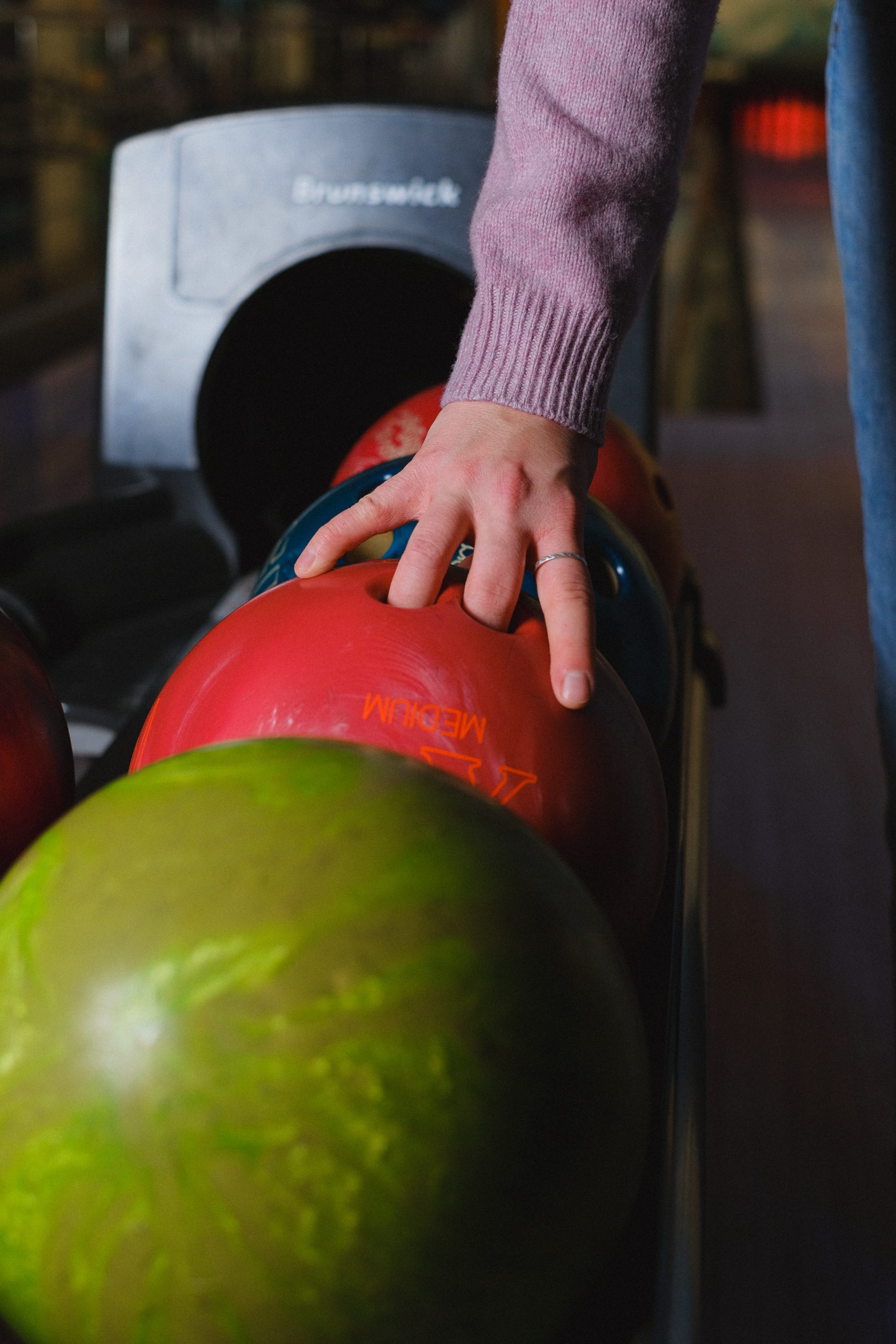 6 địa điểm chơi Bowling ở Sài Gòn - Ném tung âu lo muộn phiền! - 1 phút ...