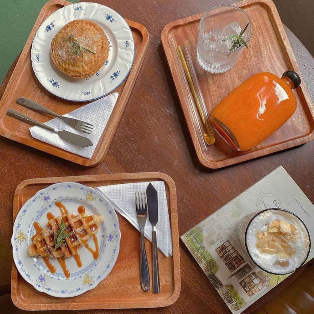 Room44 Caffe - Một quán cà phê nhỏ xinh ở Quận 1 nép mình sau chung cư ...