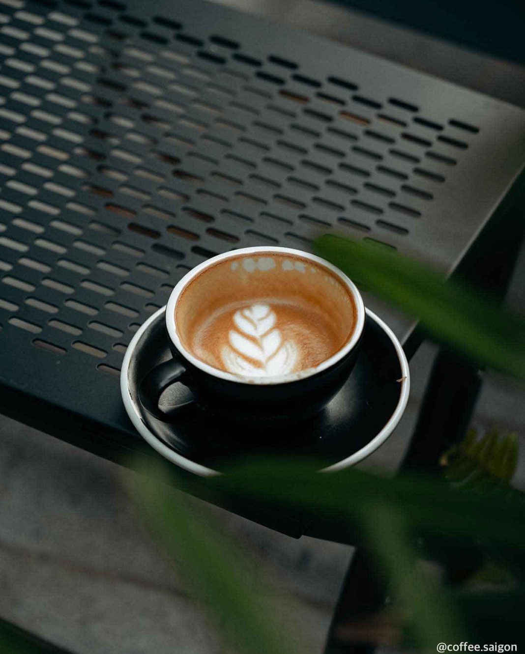 Kalita Kafé - Quán cà phê độc đáo bên bờ Trường Sa - 1 phút Sài Gòn