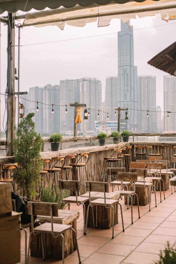 20 Quán Rooftop Chill Sài Gòn View Đẹp Nhất 2023 - 1 phút Sài Gòn