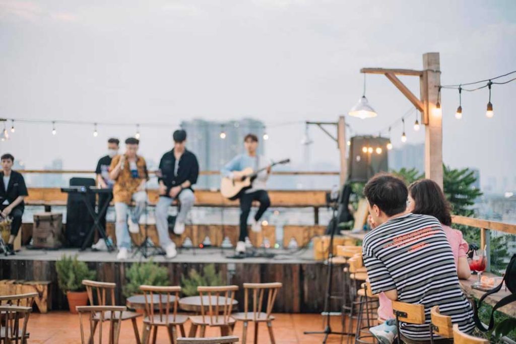 Top 10 quán cafe view Landmark 81 cho bạn ngắm nhìn thành phố từ trên ...