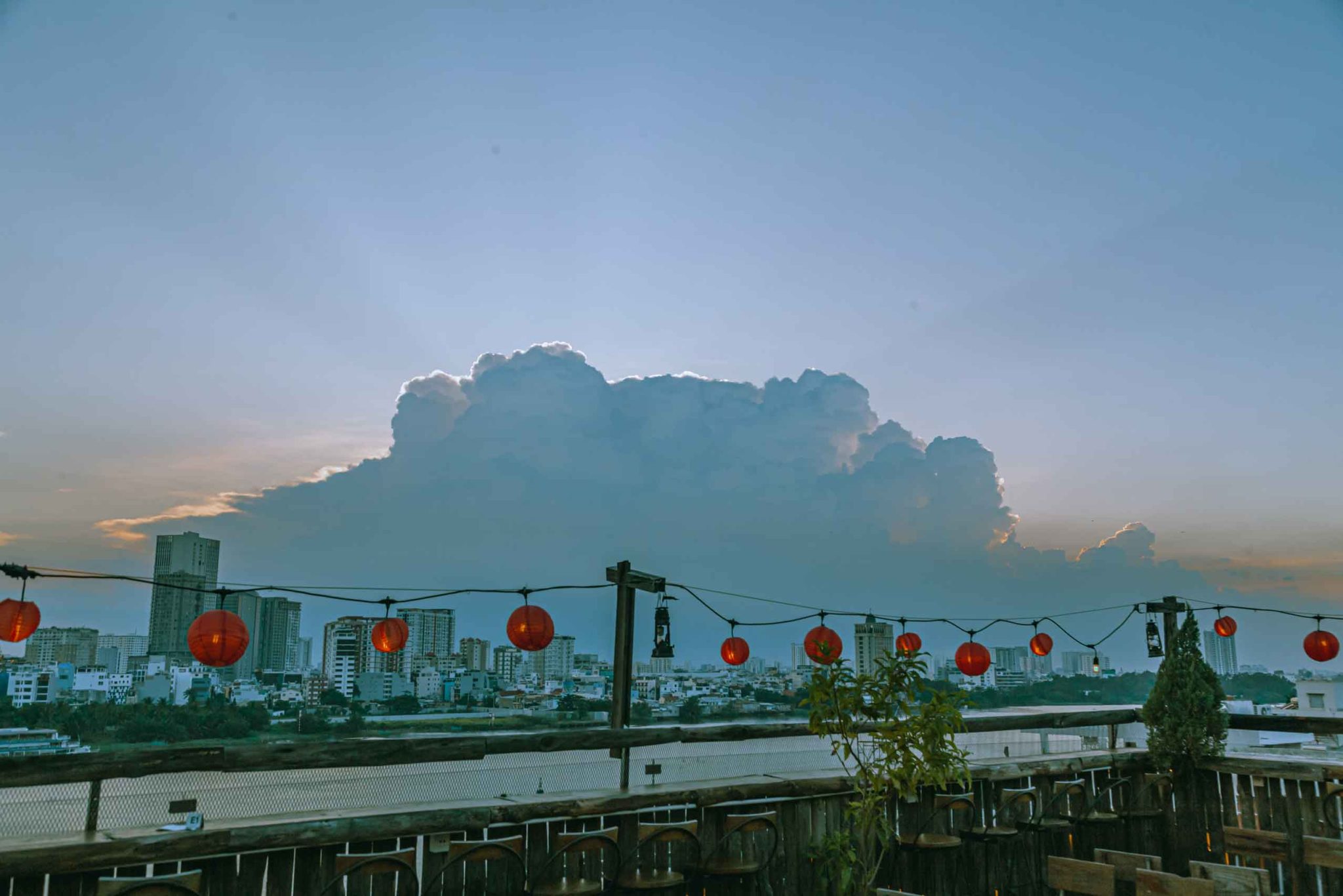 Chênh Vênh Rooftop - Trung Thu Đã Ghé Thăm Chiếc Sân Thượng Nhỏ - 1 ...