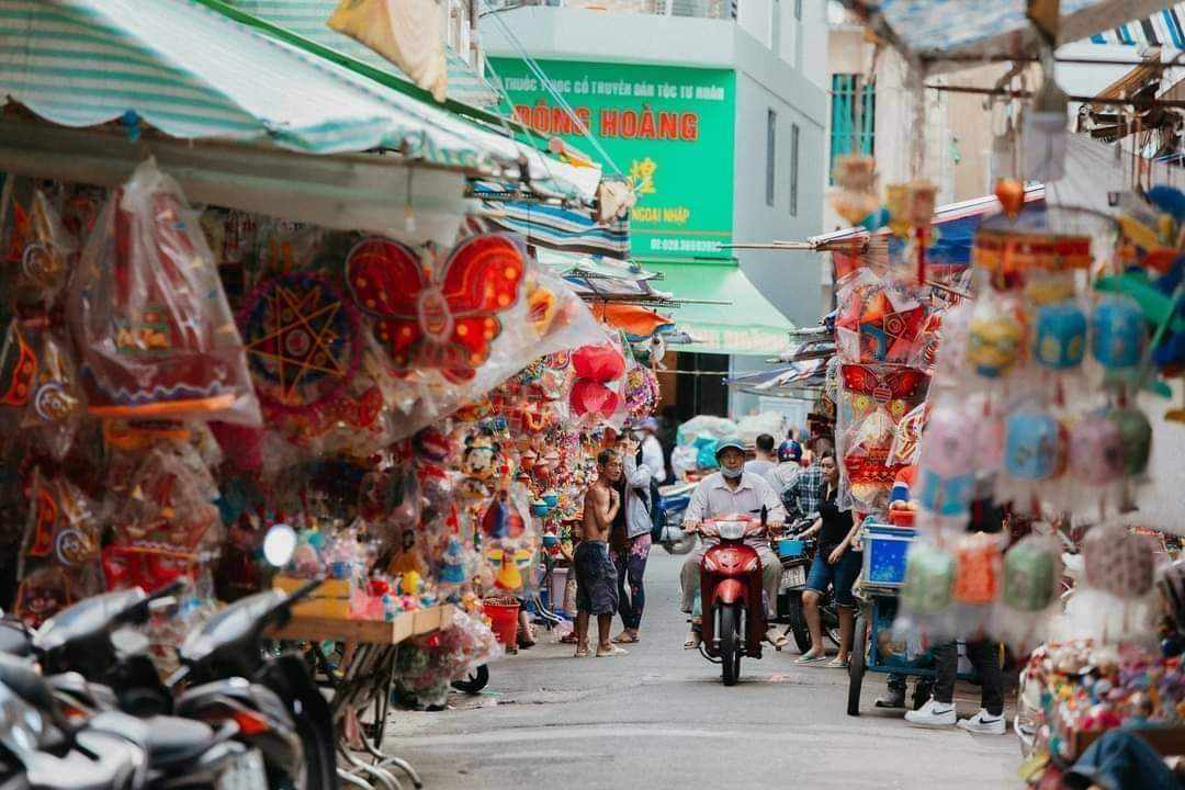 Phố Lồng Đèn Quận 5: Tọa Độ Check-in Rộn Ràng Mùa Trung Thu - 1 phút ...