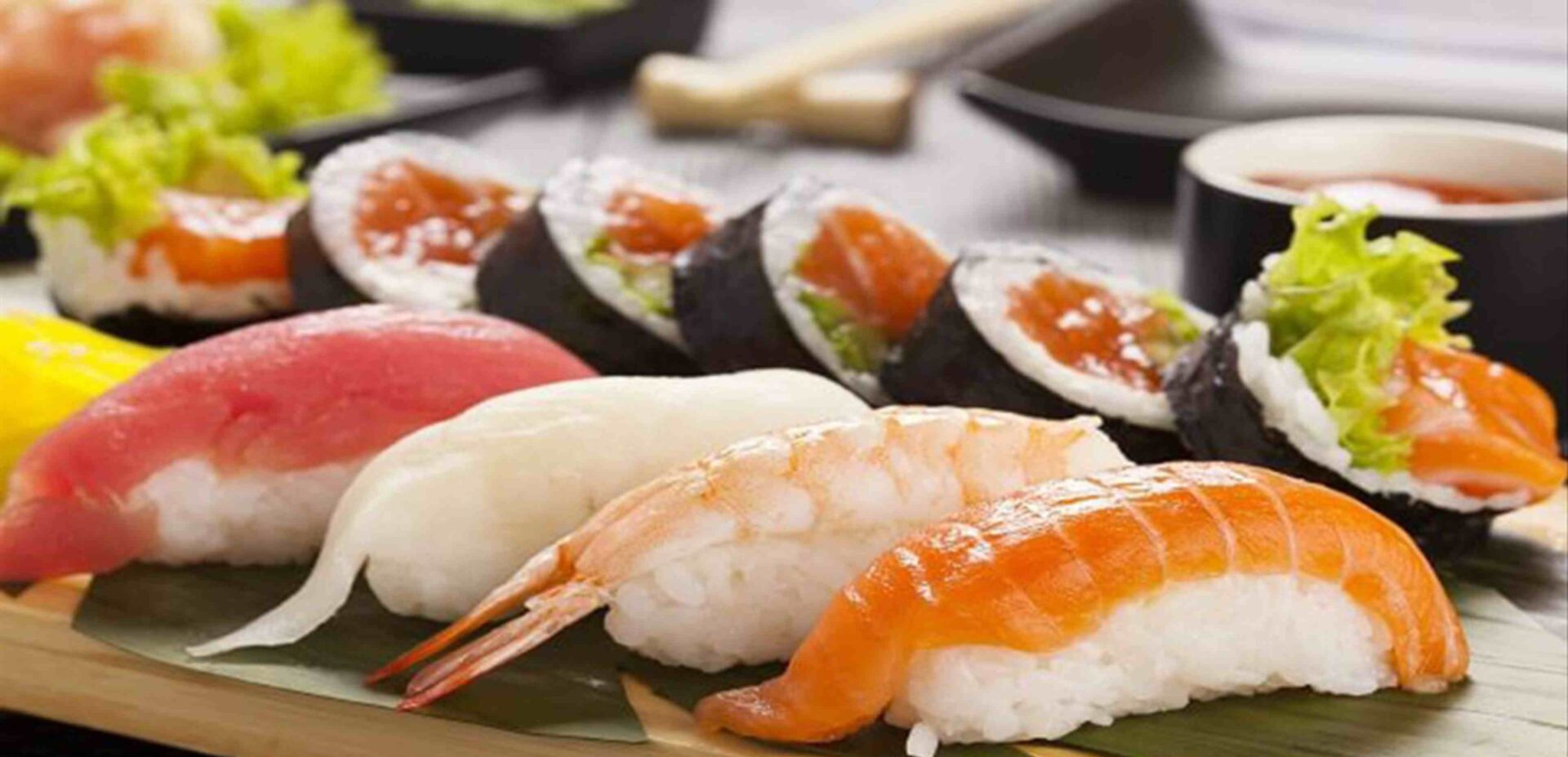 Bật mí 6 quán sushi giá bình dân ở Sài Gòn - 1 phút Sài Gòn